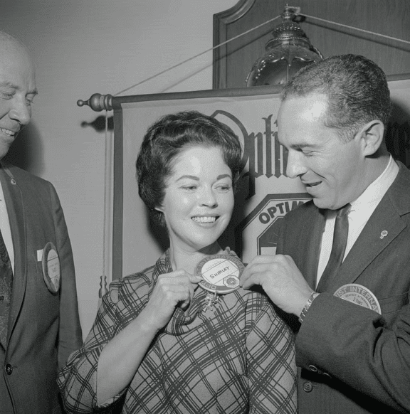 Shirley Temple: The Inimitable Life of Hollywood’s First Child Star in ...