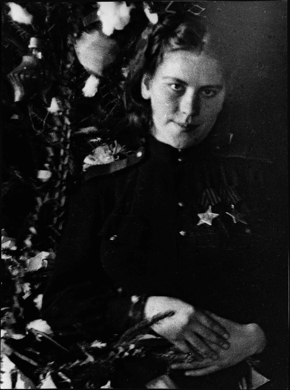 Smart, Beautiful, and Deadly: 19-Year-Old Soviet Sniper Roza Shanina ...